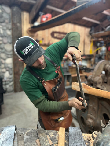 ‘Full Swing’ Axe Handle | Hickory Ax Handle | Westcoast Saw
